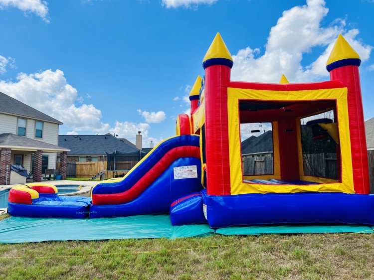 Castle Combo - The Bounce Rosenberg TX